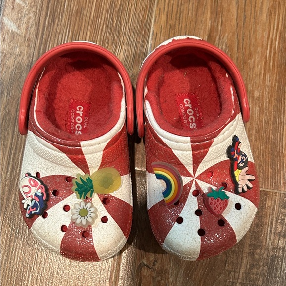 CROCS | Shoes | Candy Cane Toddler Crocs With Cozy Lining6c | Poshmark
